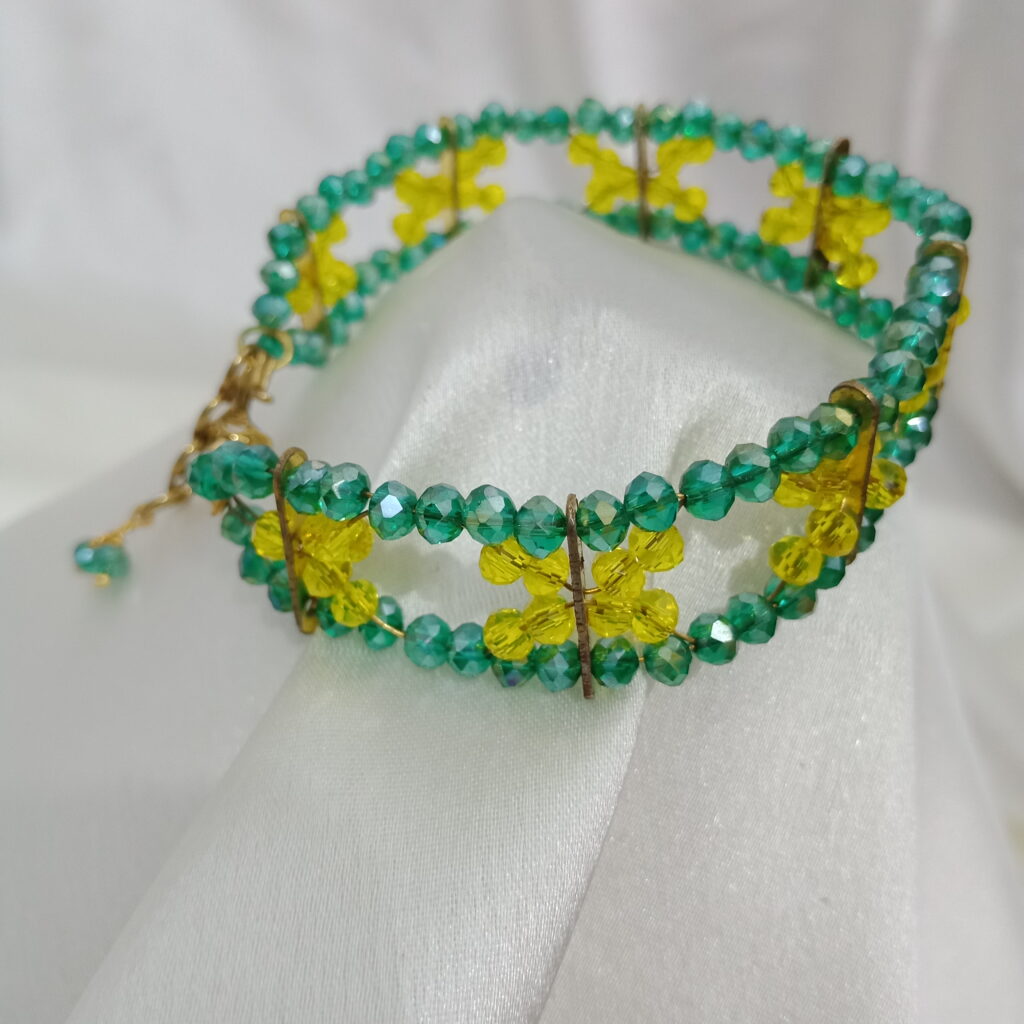Crystal Wrist Band – i9 Fashion